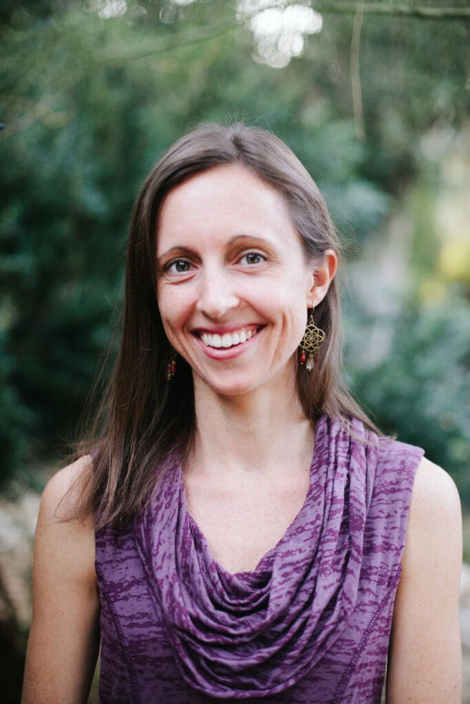 Kristin Hauser, Acupuncturist Steam Therapist – Steamy Chick Institute